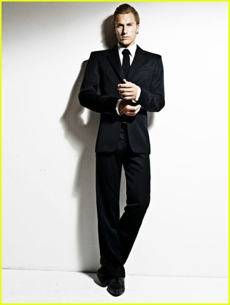 Classify blonde English male model